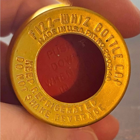 Other | Vintage 195s Fizzwhiz Bottle Cap Fremont Ohio Collectible ...